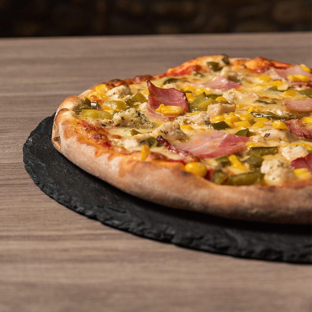 40. Pizza Azteca - Pizza Pazza