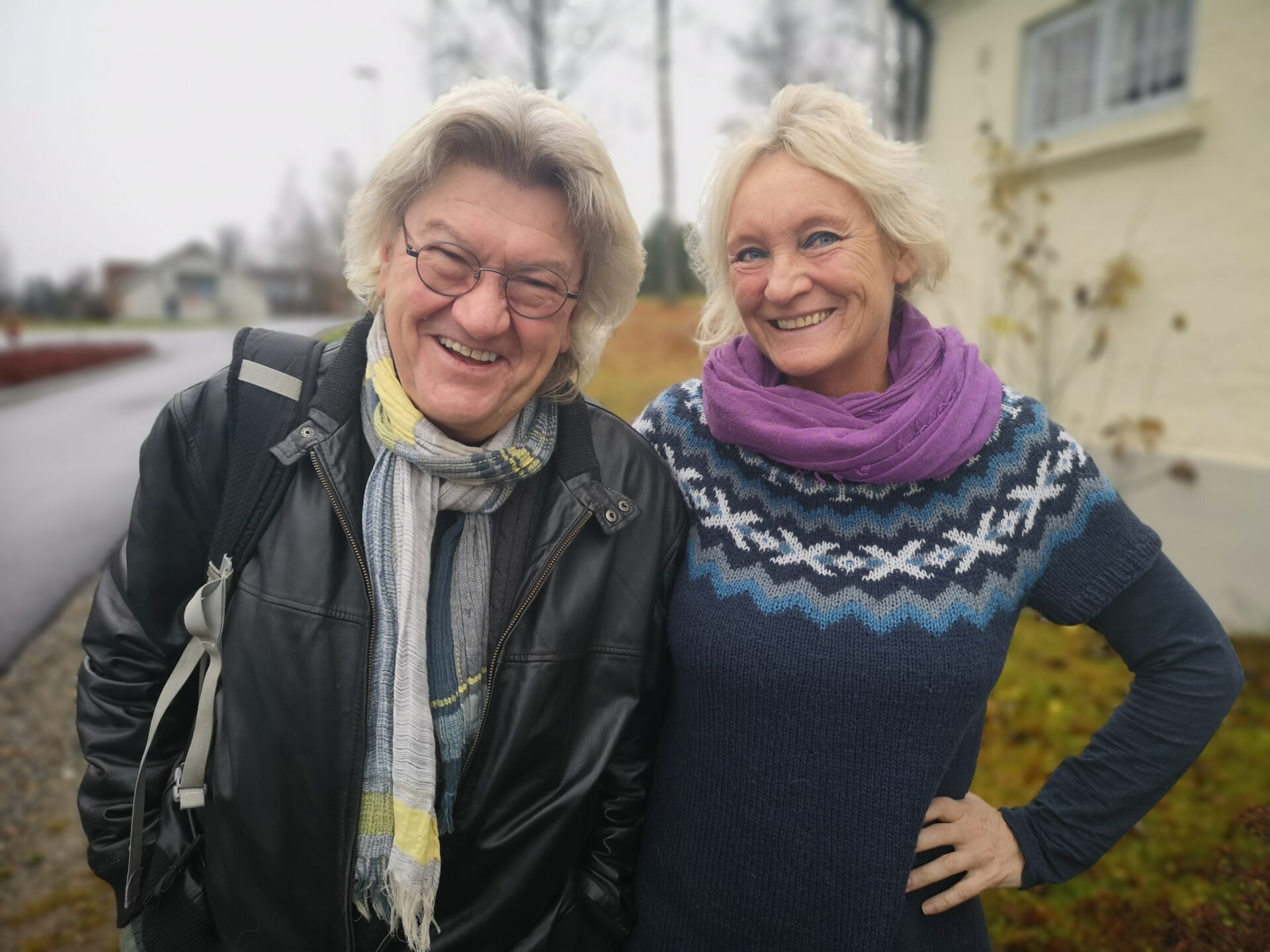 Har laget melodier til samtlige av diktene i boka | Radio Toten