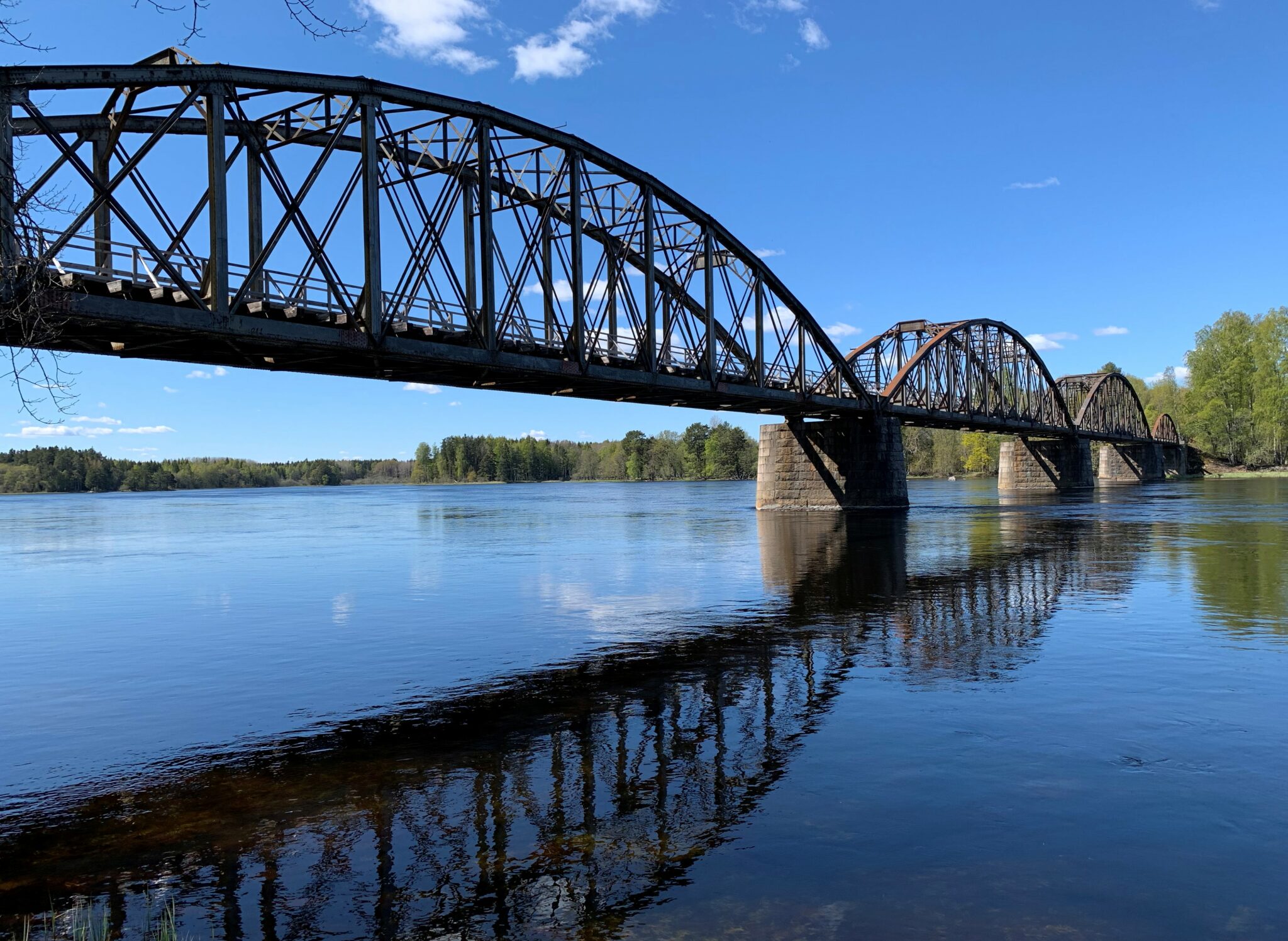 Gysinge, Färnebofjärdens Nationalpark och vackra järnvägsbroar - ReiseLinda