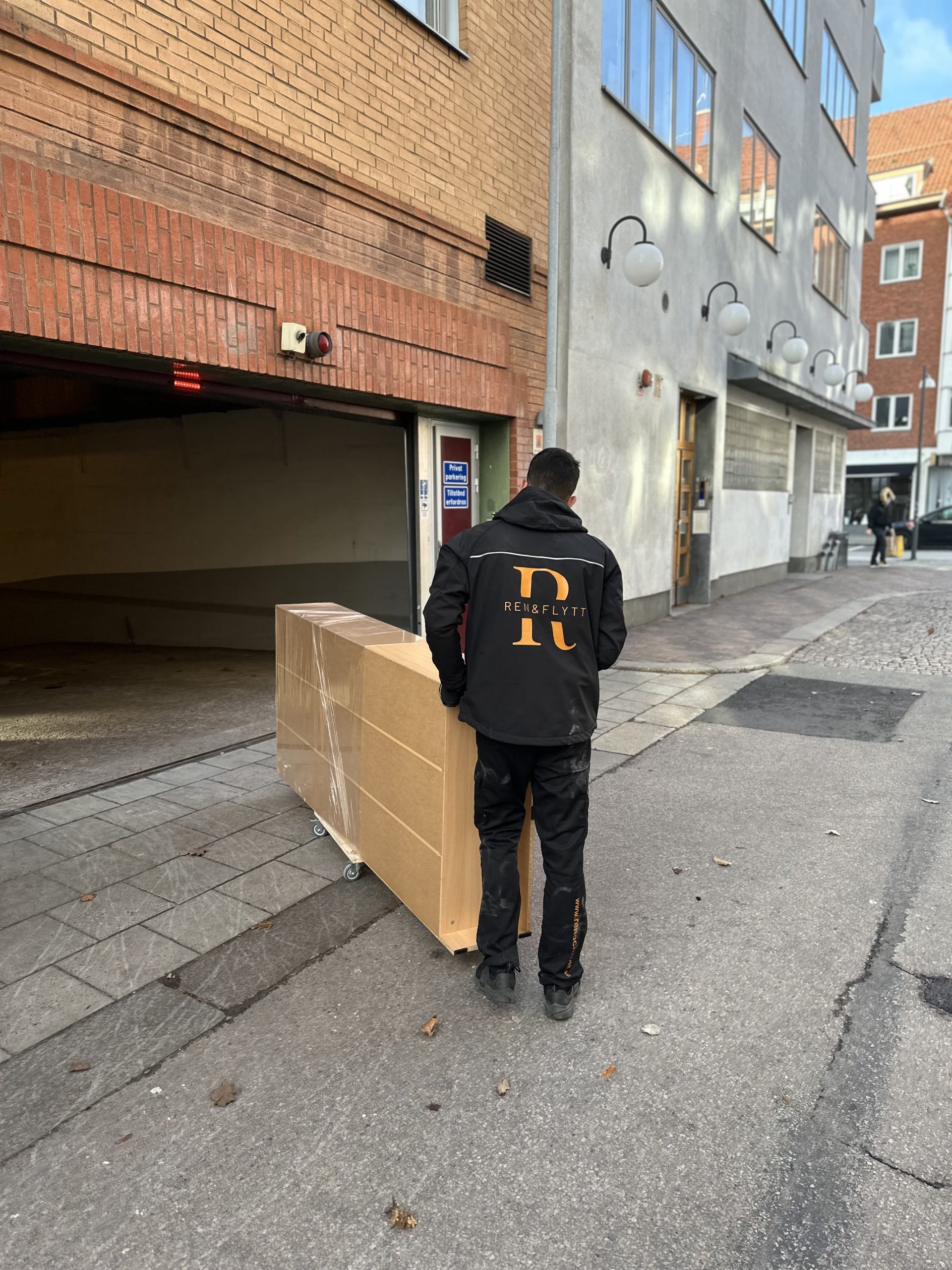 Flyttfirma Helsingborg | Professionell och Prisvärd Flytt