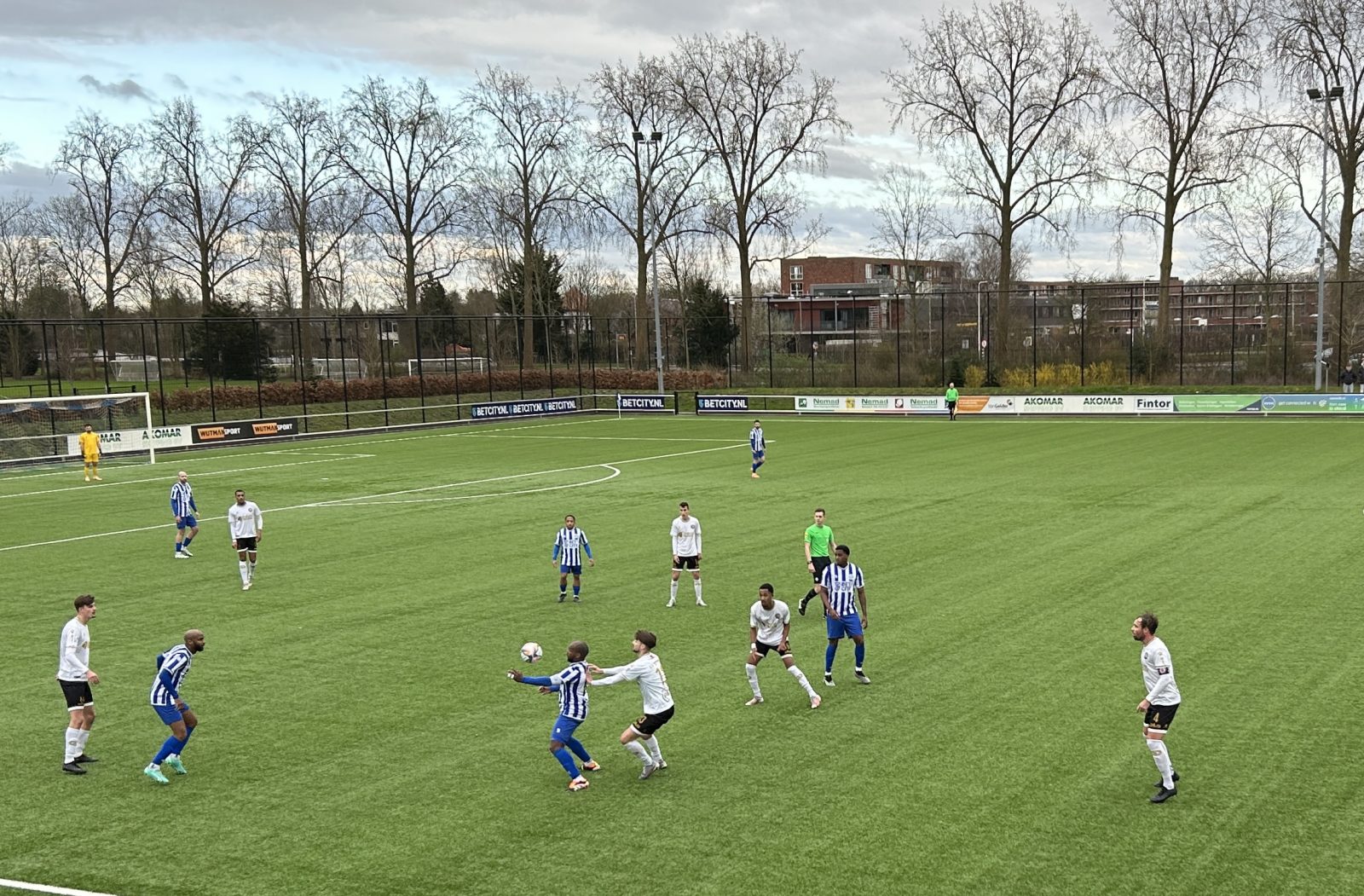 RVVH en Nieuwenhoorn delen de punten - Ridderkerk FM