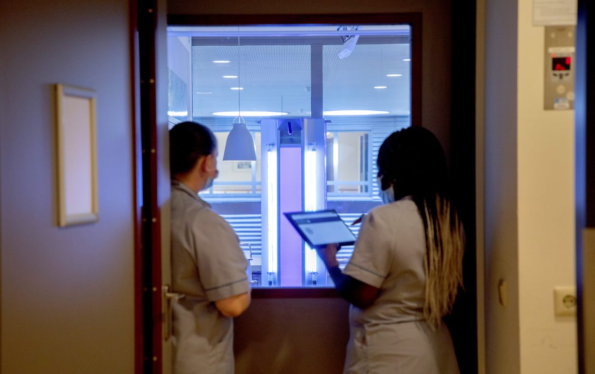 Loop Robots raises investment for disinfection co-bots for hospitals - Rockingrobots