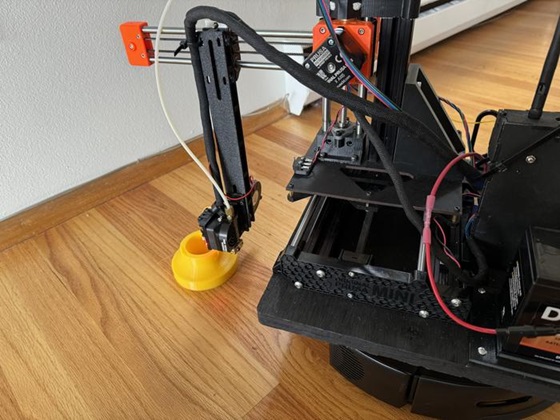 3D printer autonomously adds features to a room - Rockingrobots