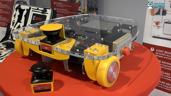 Report from Stuttgart: Modular Robot for Quick Time-to-Market ...