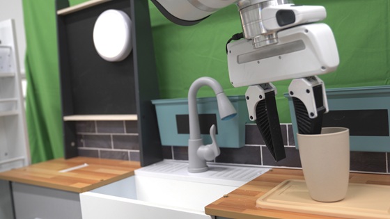 CES: NVIDIA CEO Jensen Huang On AI and Robotics in Keynote - Rockingrobots CES: NVIDIA CEO Jensen Huang On AI and Robotics in Keynote - Rockingrobots