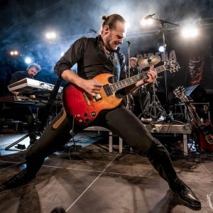 Manny Ribera - rockintervju.se