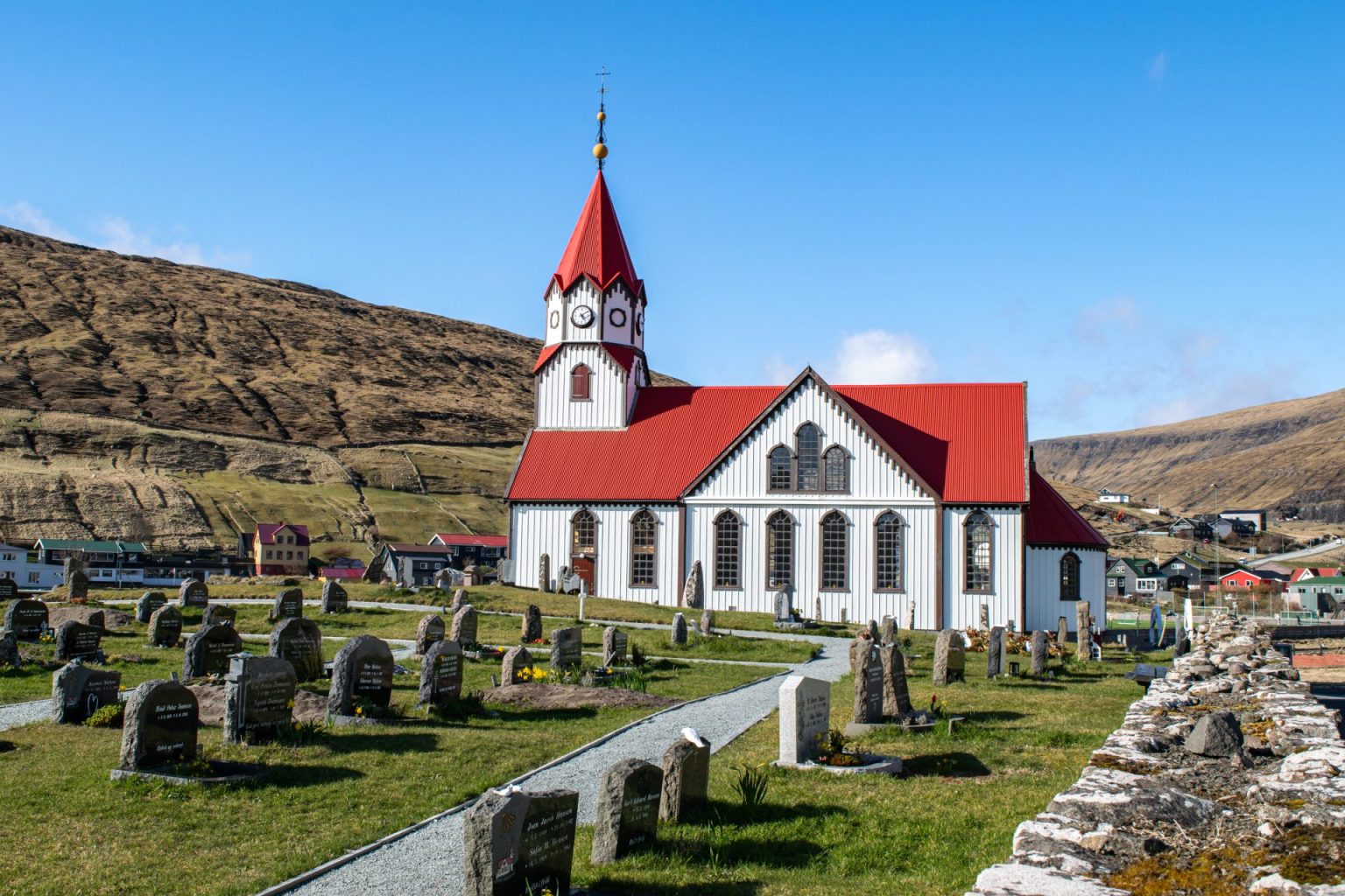 Færøyene rundt på 3 dager - Reisetips og opplevelser - Rundtekvator