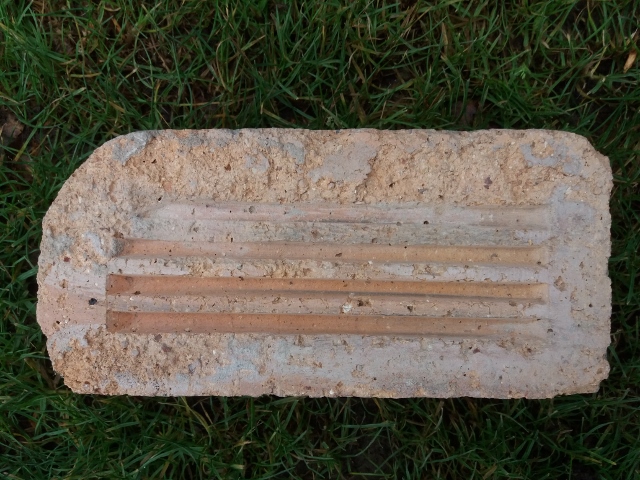 Grooved brick | Scotland's Brick and Tile Manufacturing Industry