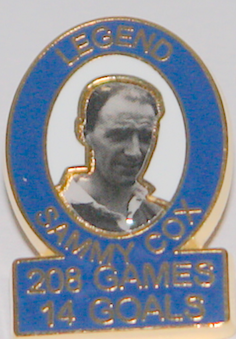 Sammy Cox Legends badge …..players tray | Scottish Football Memorabilia