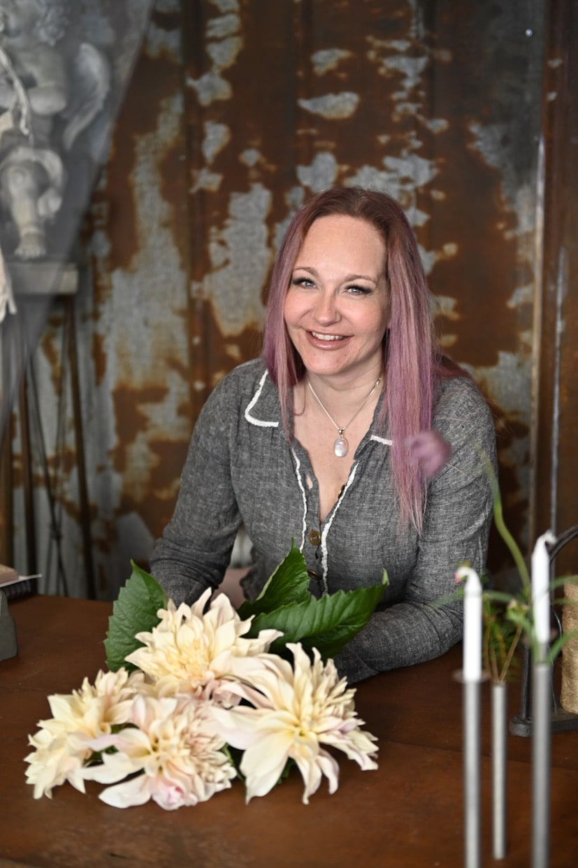 Raising Backyard Chickens: A Beginner's Guide - Simple country life