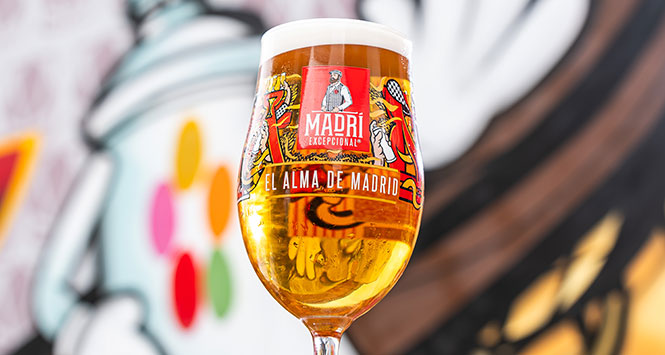 Paint your own pint of Madrí Excepcional - Scottish Local Retailer