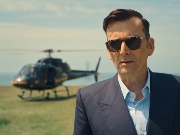 Trailer: David Tennant skapar kaos när maktkampen fortsätter i Rivals ...