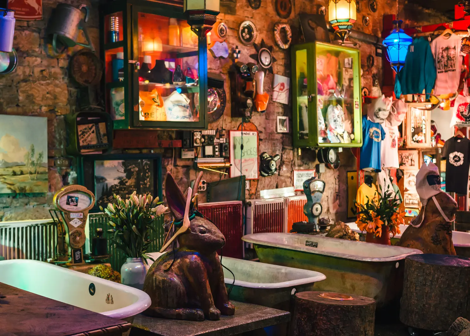 Szimpla Kert: Is Budapest's original ruin bar still worth it? (2025)