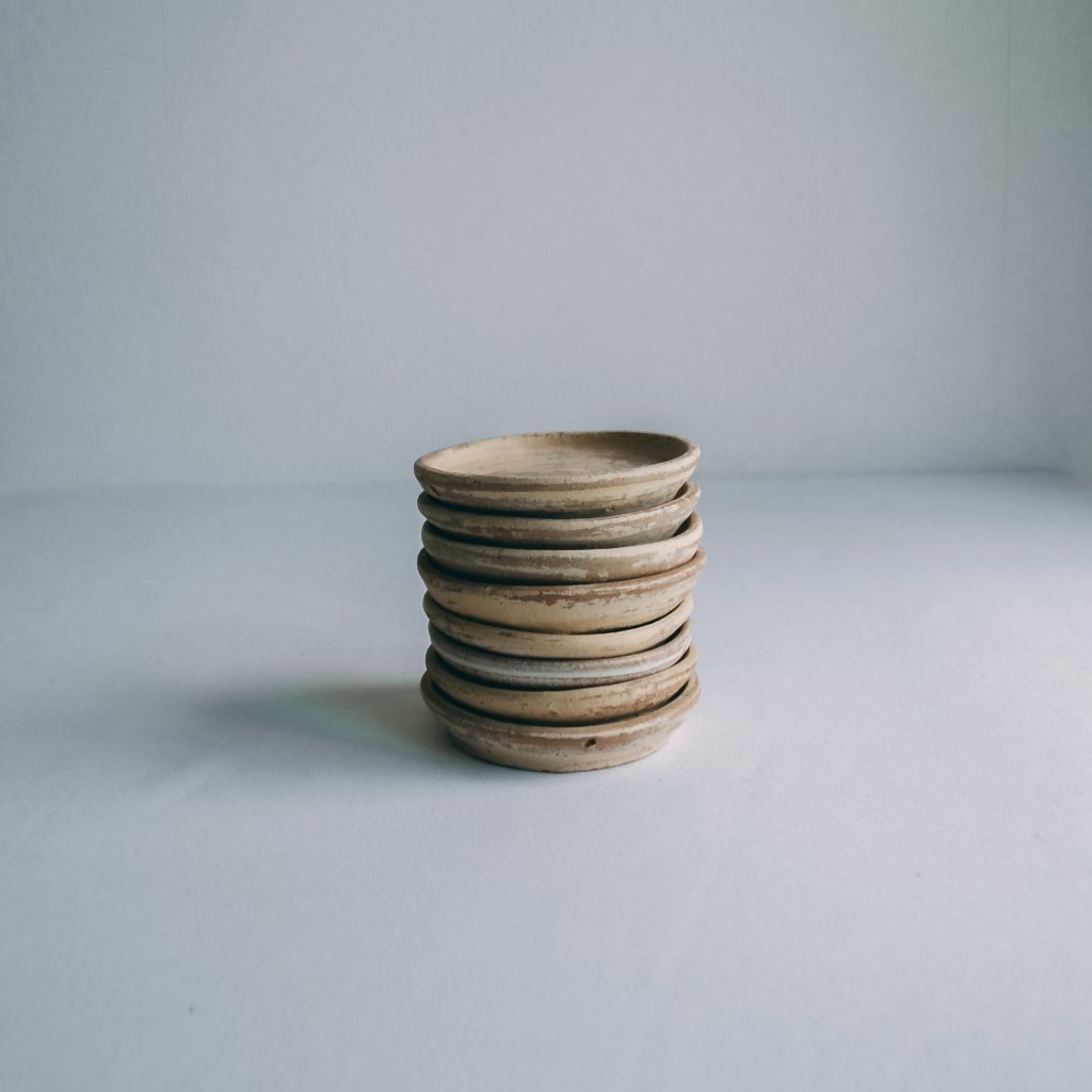 Earthy modern unglazed coasters (set of 8) - Tafelgeluk