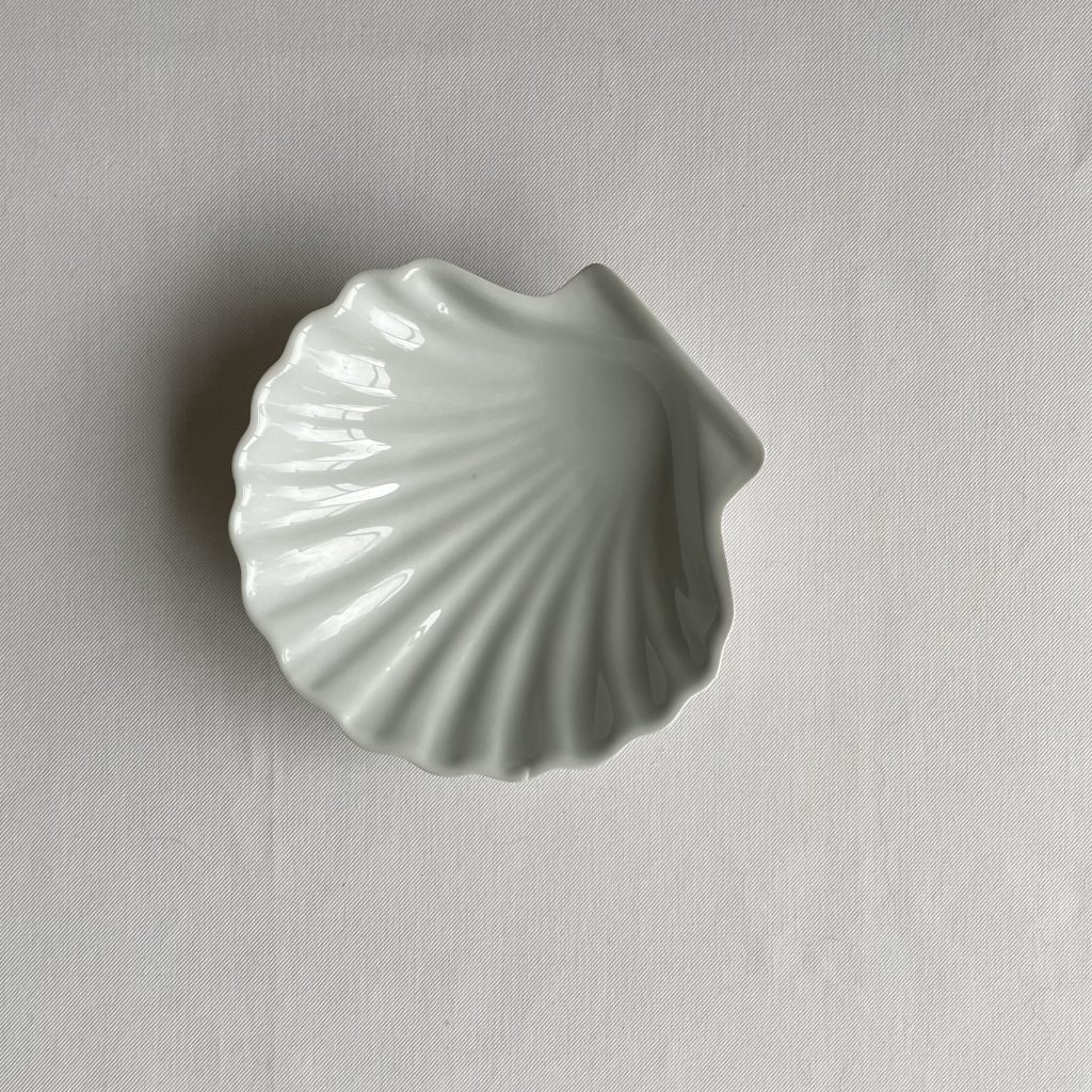 Manco Plate sea shell dish - Tafelgeluk