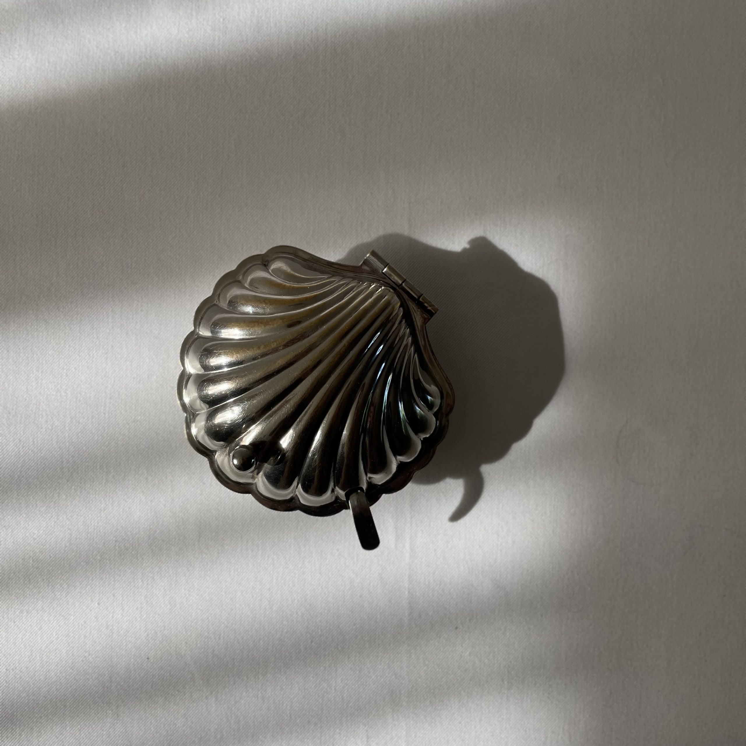 Manco Plate sea shell dish - Tafelgeluk