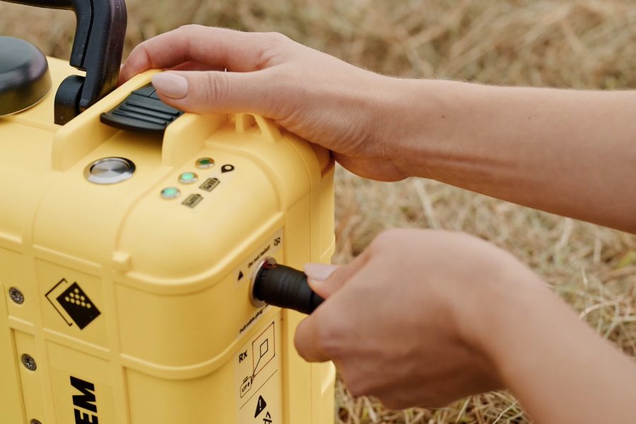 sTEM family | Products | The sTEM family of geophysical instruments