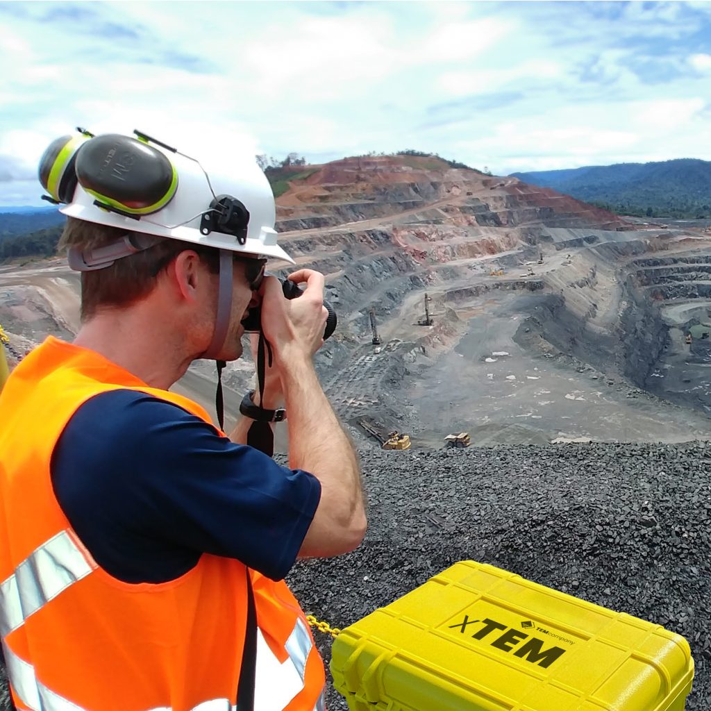 xTEM | Products | The xTEM geophysical scanner