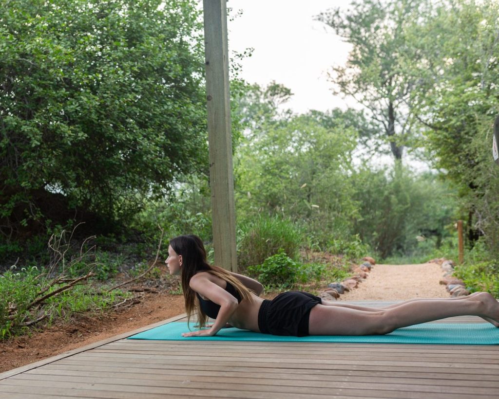 Pre-surf warm-up exercises: A surf warm-up routine