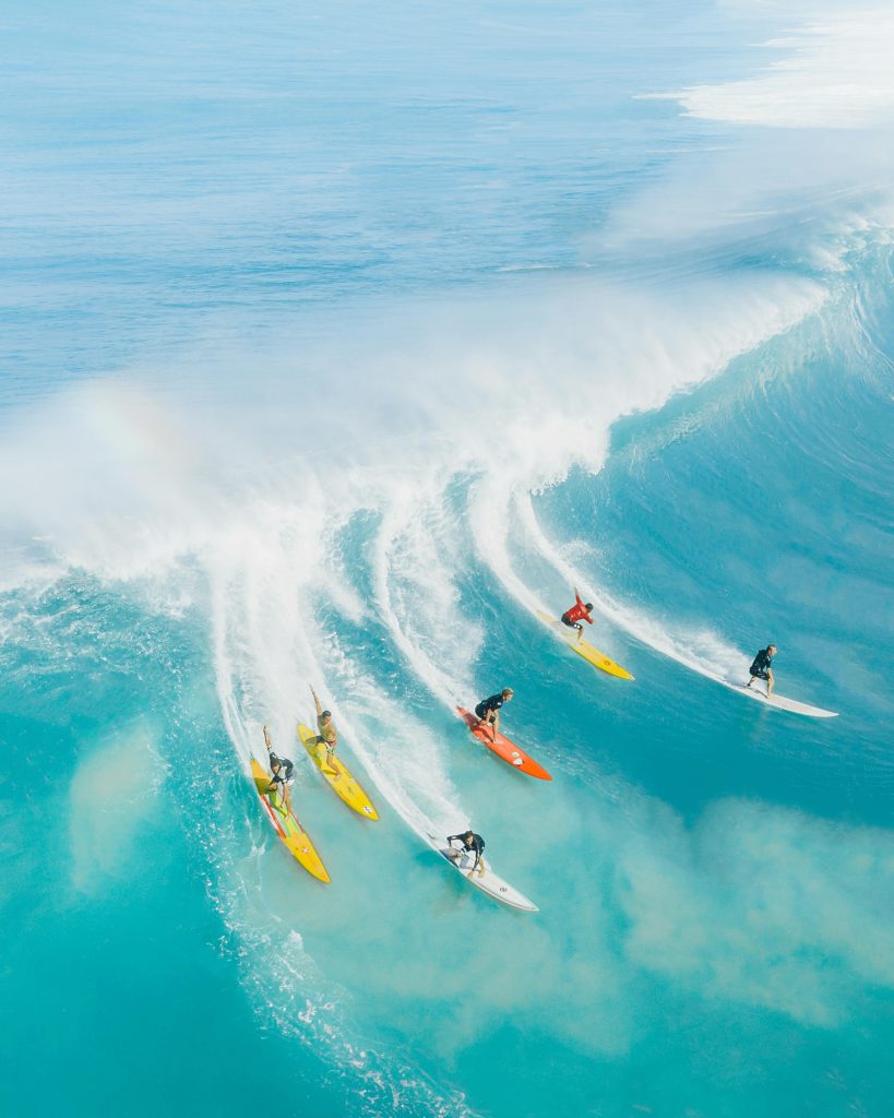 Big wave surfing and the largest waves in the world