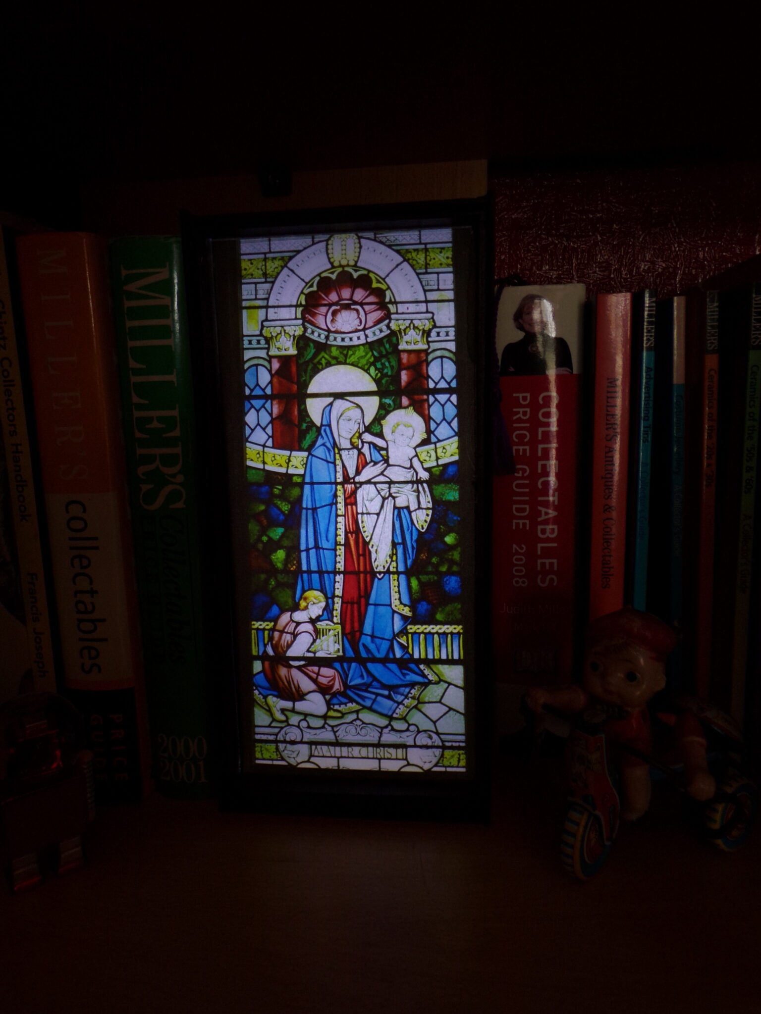 Light box book nook, stained glass window effect, upcycled books, led ...