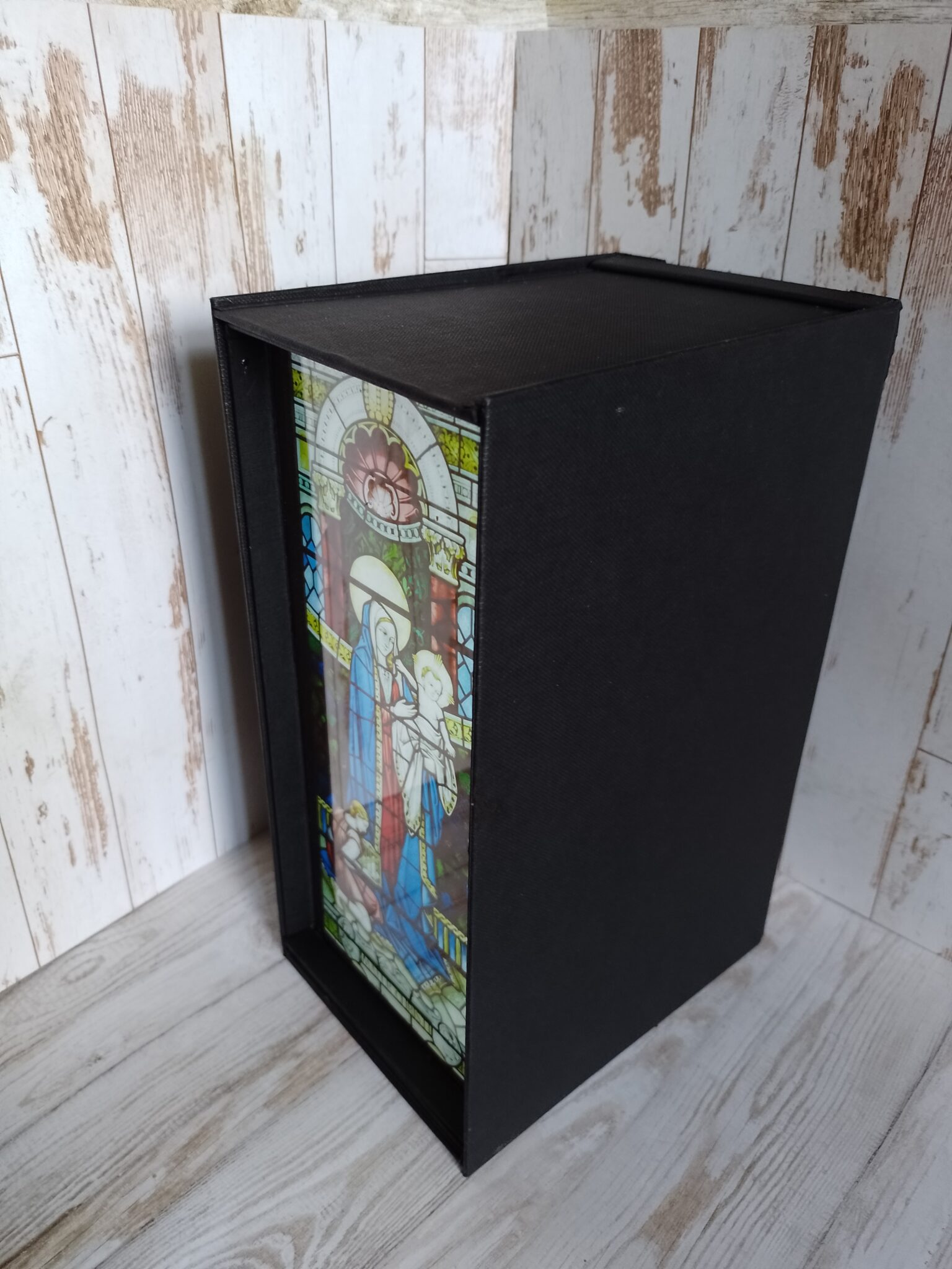 Light box book nook, stained glass window effect, upcycled books, led ...