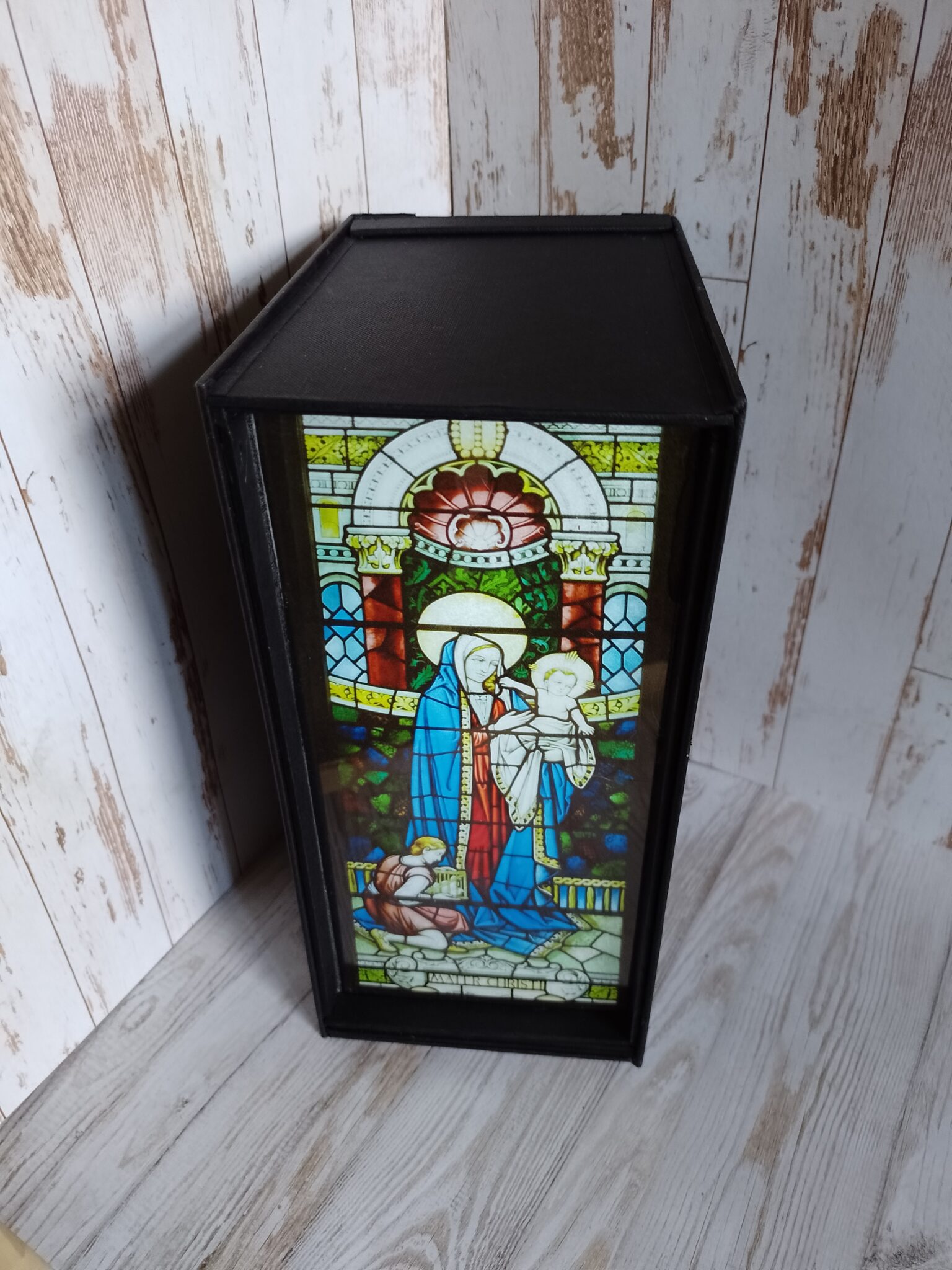 Light box book nook, stained glass window effect, upcycled books, led ...