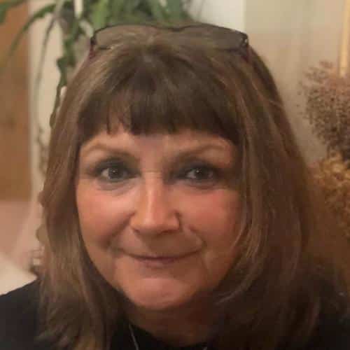 Kay Hamilton profile Pic - UK Society of Celebrants