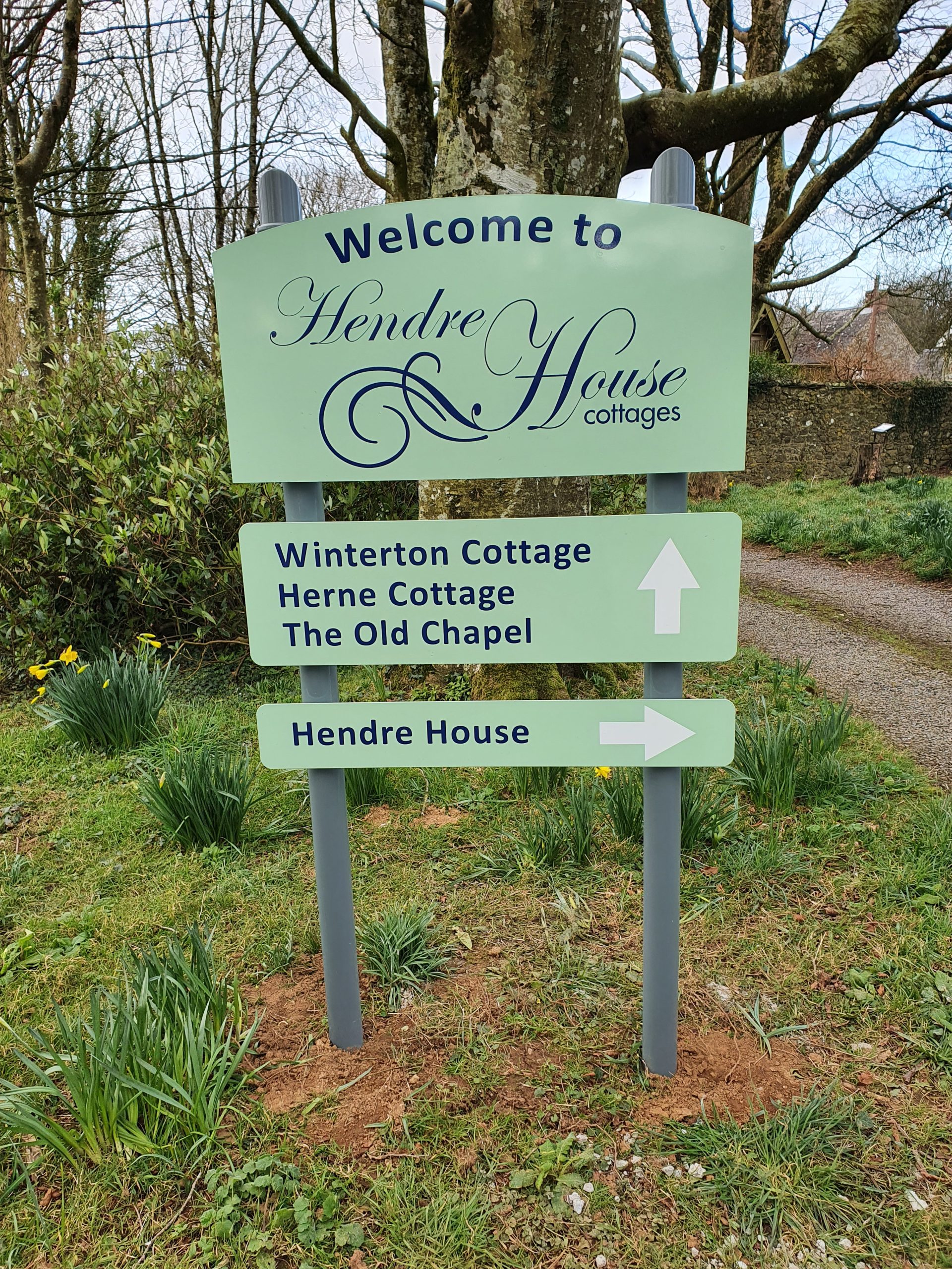 Post Mounted Signs - Ultimate Signs