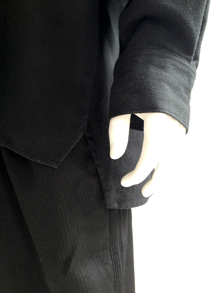Yohji Yamamoto pour Homme black jacket with brown stripe Yohji Yamamoto pour Homme black jacket with brown stripe