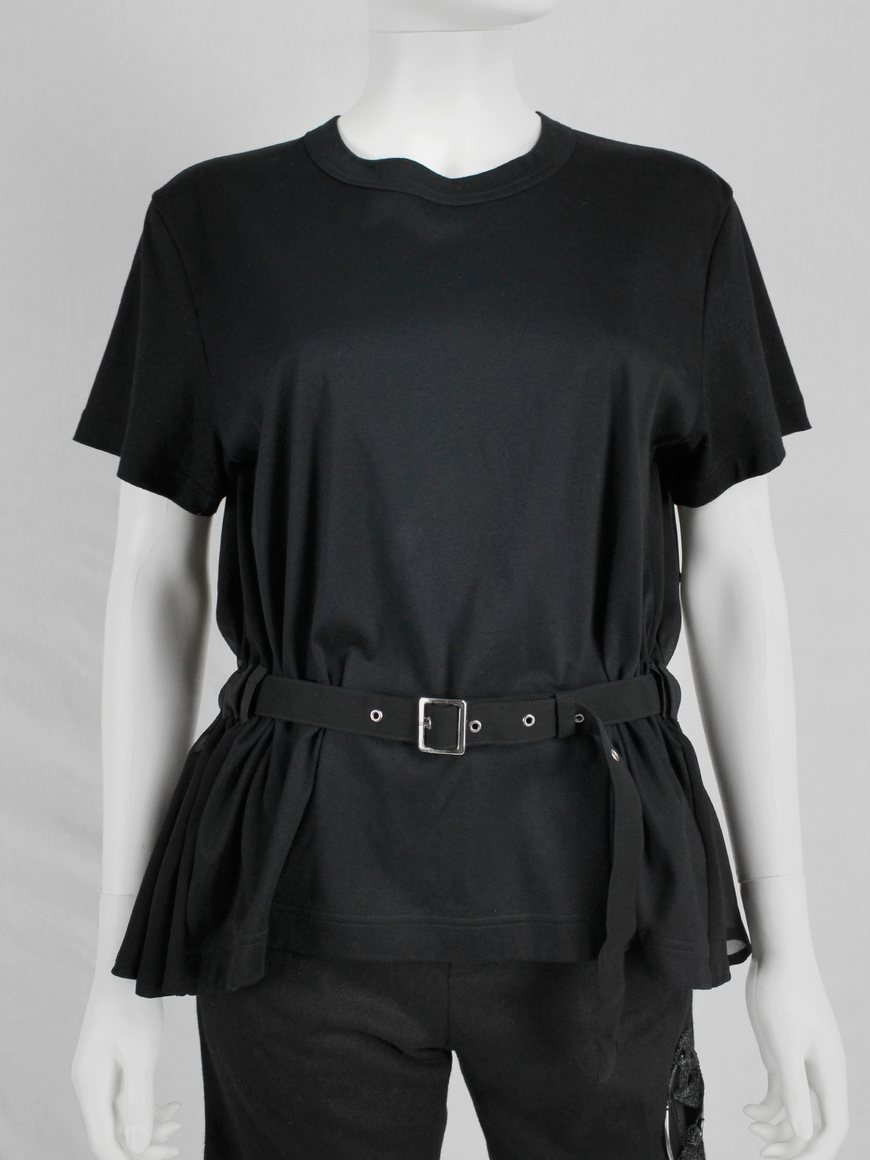 Noir Kei Ninomiya black gathered t-shirt with belt and sheer Noir Kei Ninomiya black gathered t-shirt with belt and sheer