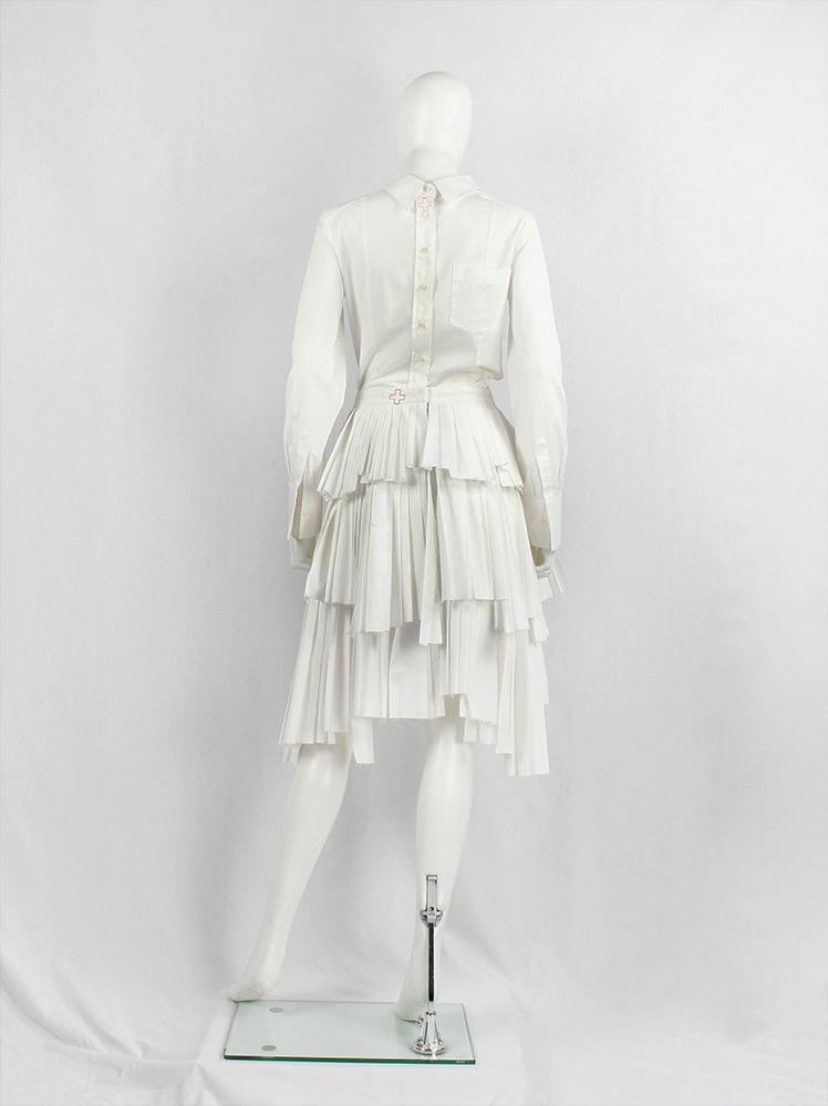 A.F. Vandevorst white layered skirt with multiple pleated panels ...