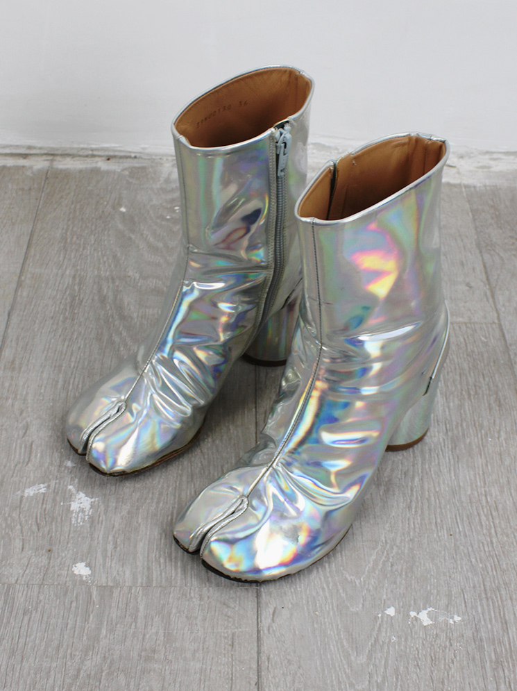 Maison Martin Margiela silver holographic tabi boots (36 Maison Martin Margiela silver holographic tabi boots (36