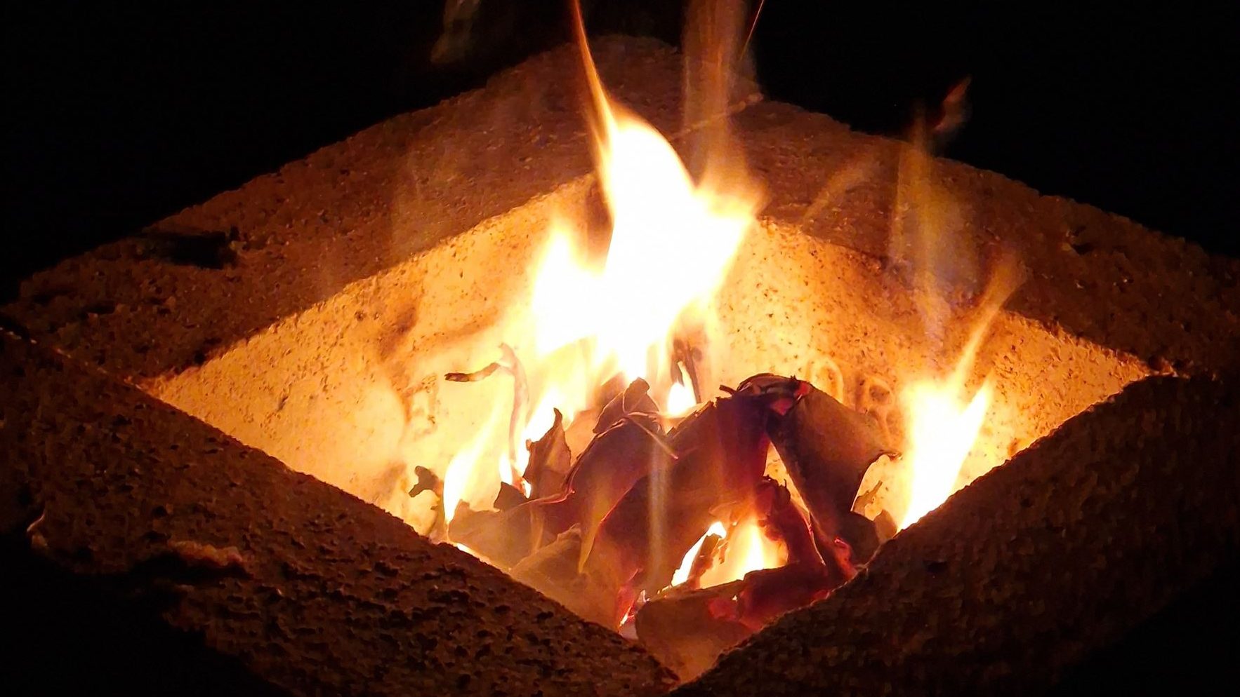 Low-fire ceramics and DIY pottery kilns - wood Fire Ceramic