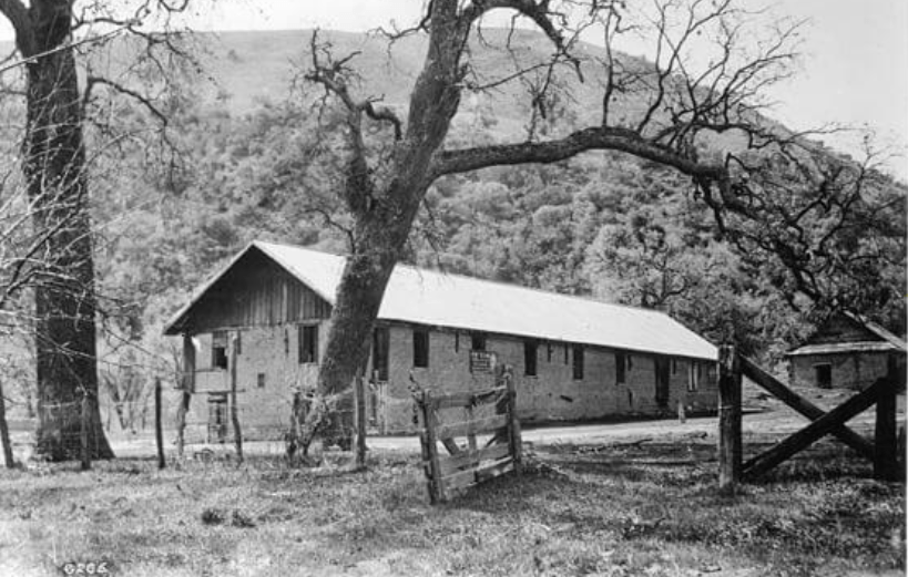 A Chaparral Christmas Gift - WorldAuthors.Org