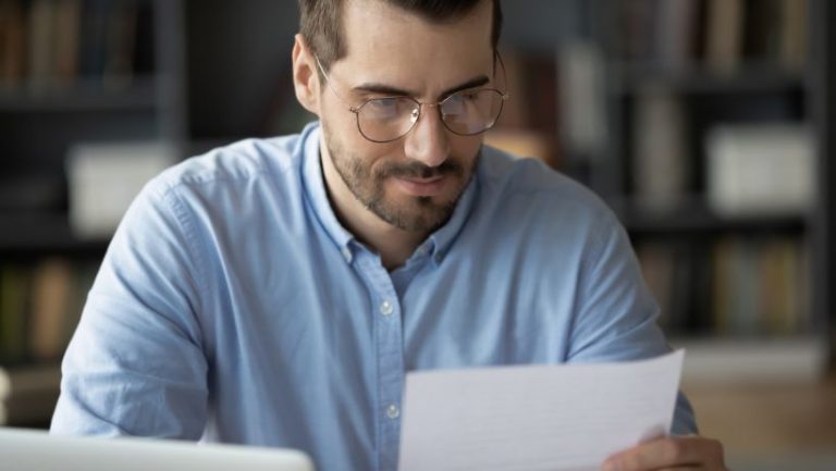 Writing a Formal Letter with Clarity and Professionalism