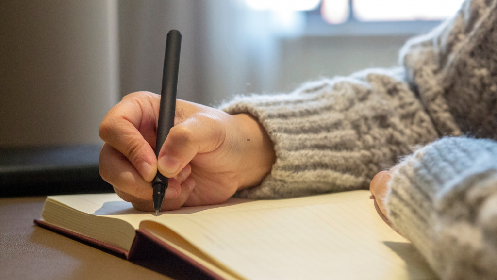 How to Write a Powerful Spoken Word Poem Tips for Beginners ...