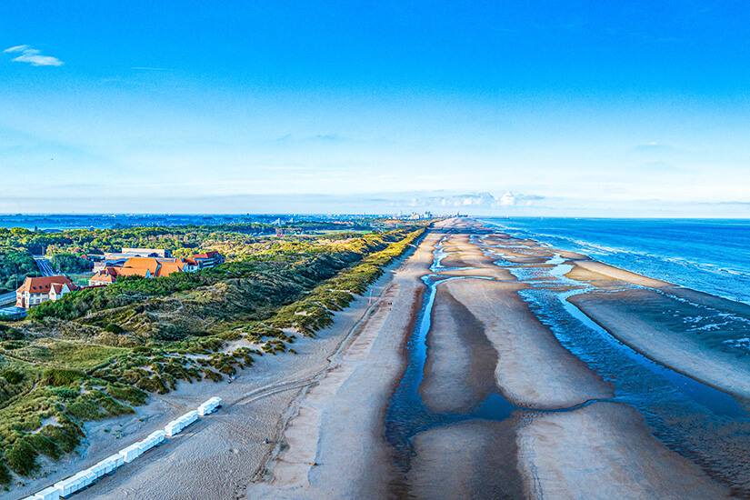 kampeerplaatsen en stacaravan of chalet te koop aan zee bredene de haan ...