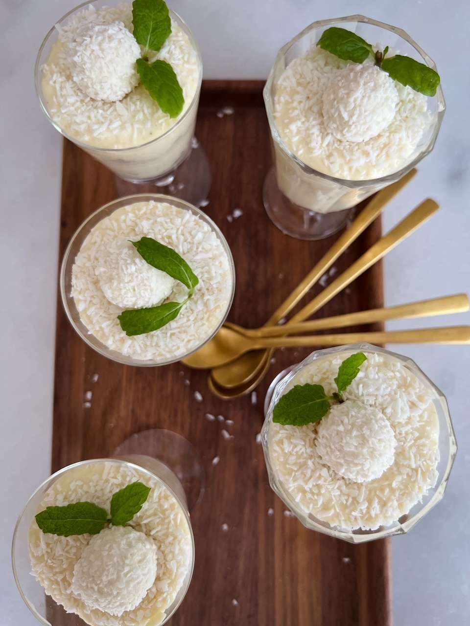 Raffaello dessert i glas - Zofias Kök | Officiella hemsida