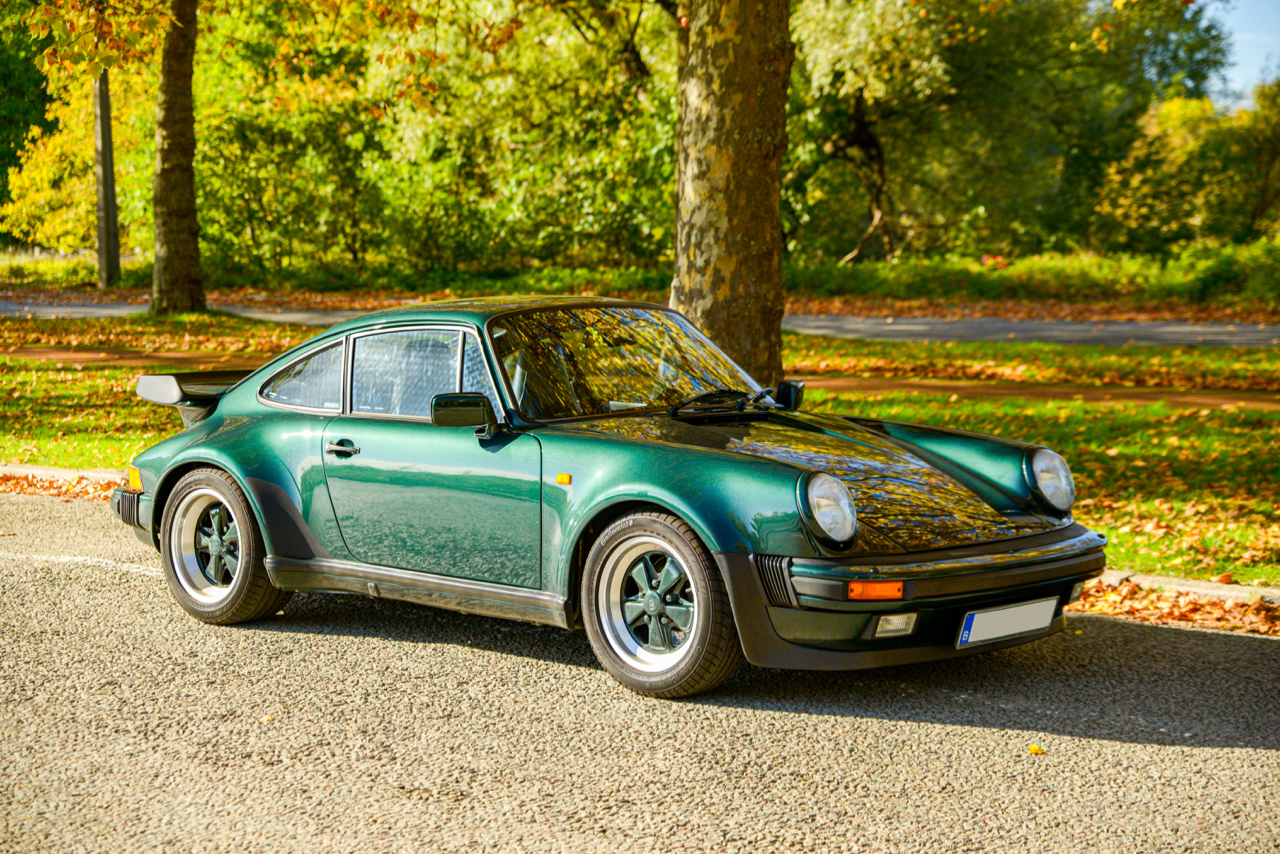 Porsche 911 turbo (930) · youngtimer.one